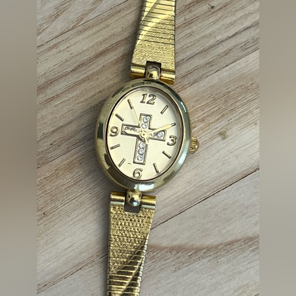Vintage | Accessories | Vintage Crystal Cross Ladies Watch Gold Tone ...